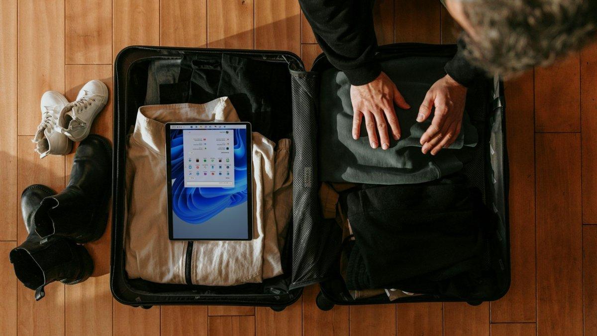 5 Koper Hardcase Kabin 20 Inch untuk Traveling, Harga Mulai Rp 200 ...