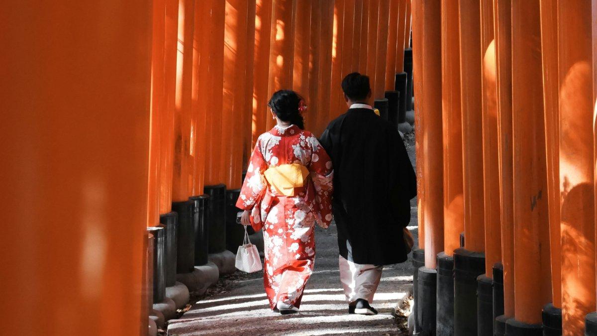 8 Kuil Terbaik di Kyoto Jepang, Jelajahi Fushimi Inari Taisha Buat ...