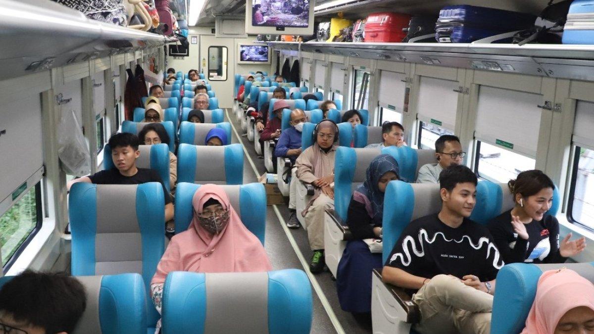 Jadwal Kereta Api Rute Stasiun Gambir-Semarang Tawang, KA Argo Muria ...