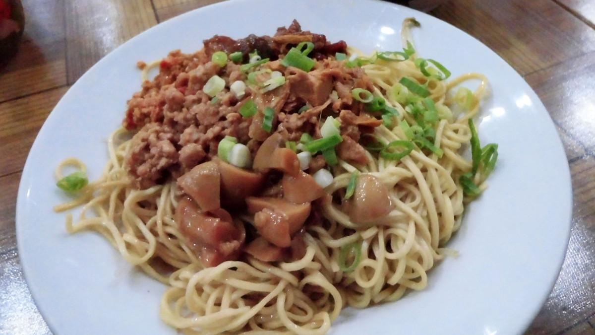 5 Bakmi Dekat Alun-alun Bandung untuk Makan Siang, Mulai Rp 18 Ribuan ...