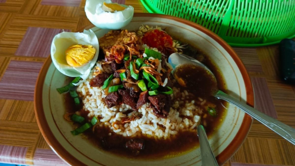 5 Rawon Enak di Kota Batu untuk Makan Siang, Bumbunya Sedap dan Medok ...