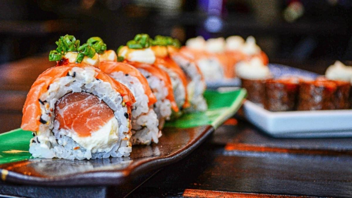 5 Sushi Viral di Menteng, Jakarta Pusat untuk Makan Siang Enak - Tribun ...