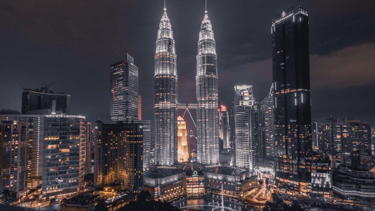 Libur Sekolah 2025: Tiket Pesawat Murah Jakarta-Kuala Lumpur Tanpa ...