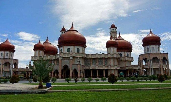 Masuk 100 Masjid Terindah di Tanah Air, Intip Pesona Masjid Agung ...