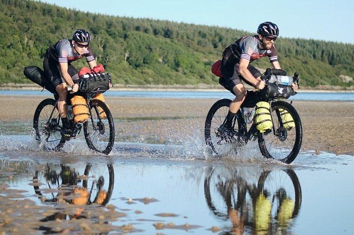 5 Fakta Menarik Bentang Jawa, Lomba Balap Sepeda Ultra Lintasi Pulau ...