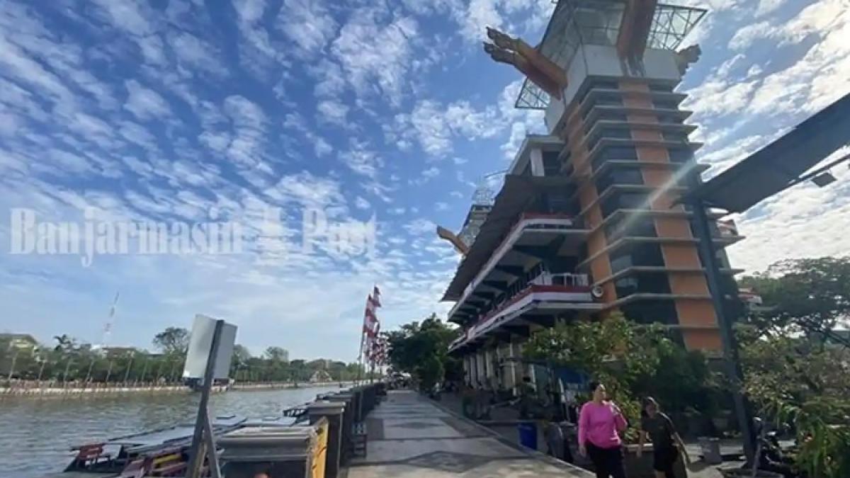 Jajal Sensasi Jogging di Siring Sungai Martapura, Banjarmasin Tengah ...