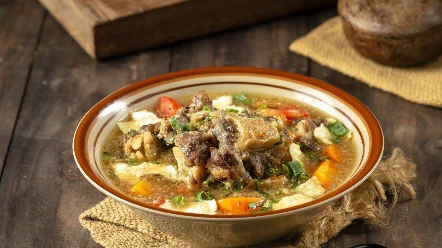 Lezatnya Sop Buntut Haji Wongso, Kuliner Malam di Magelang dengan Kuah ...