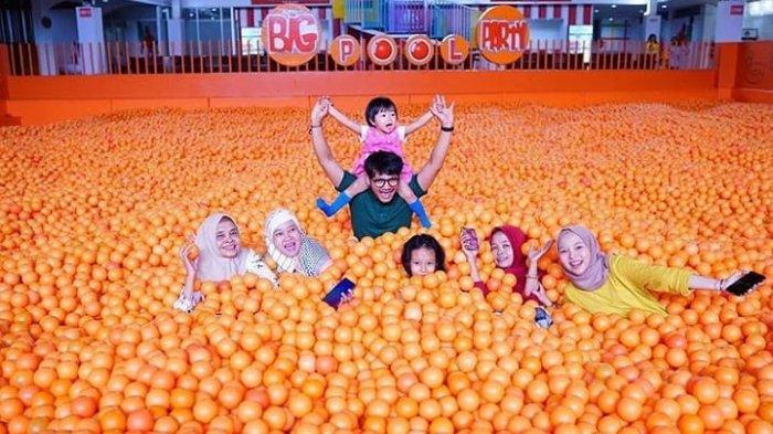 Centrum Million Balls, Tempat Wisata di Bandung yang Hits dan ...