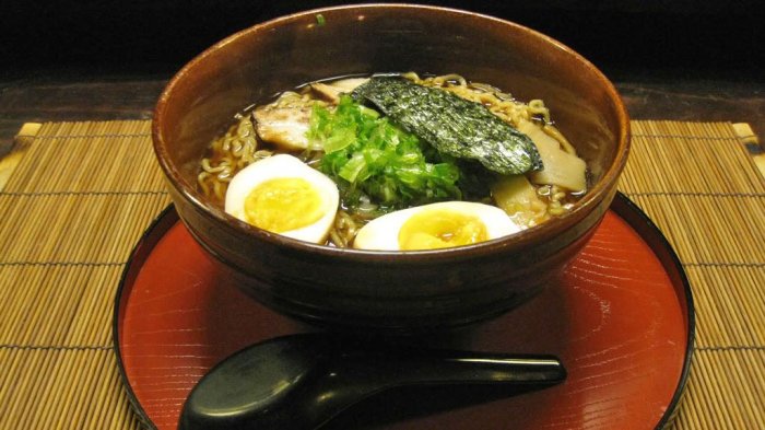 Kuliner ala Naruto - Jadi Makanan Favorit Ayah Boruto, Inilah 4 Varian ...