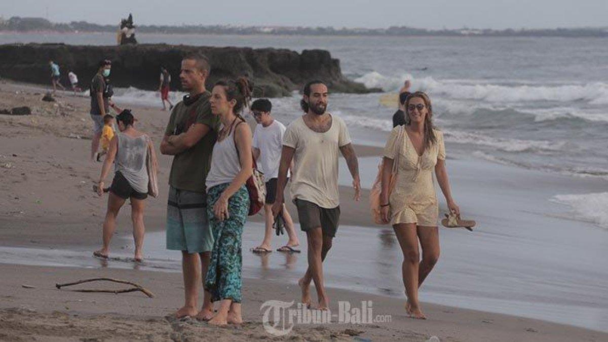Viral Bule Inggris Ngaku Kena Prank saat Lihat Pantai Kuta, GIPI Bali ...